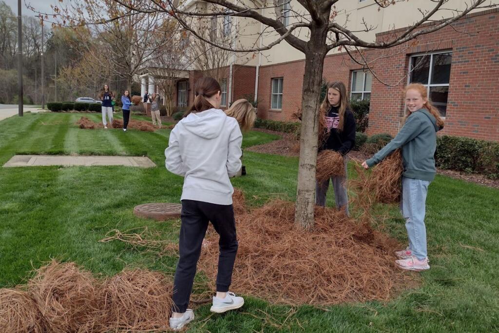 GCS Middle School Service Day - Gaston Christian School